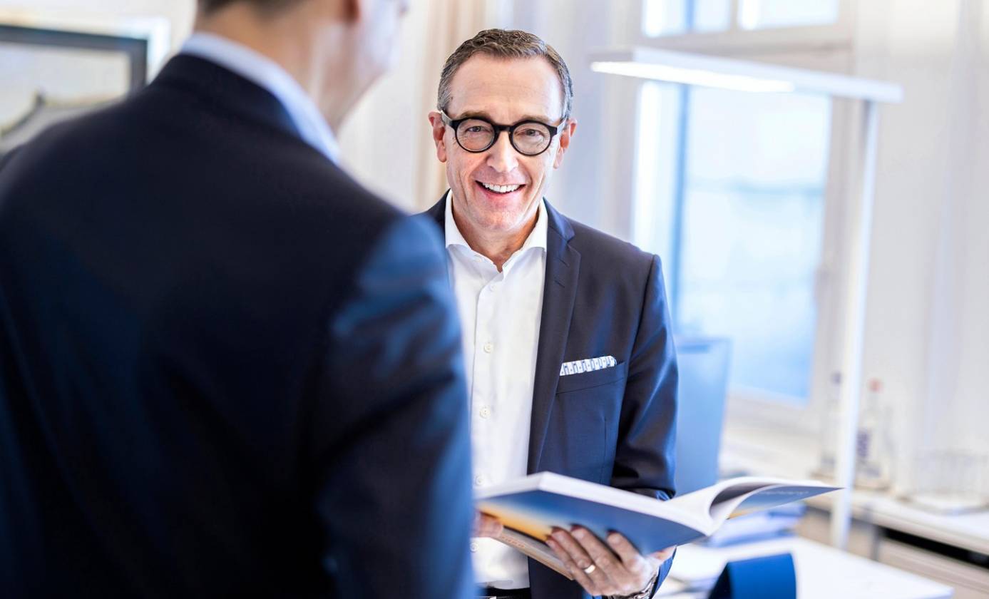 Photos Management - Hapag-Lloyd