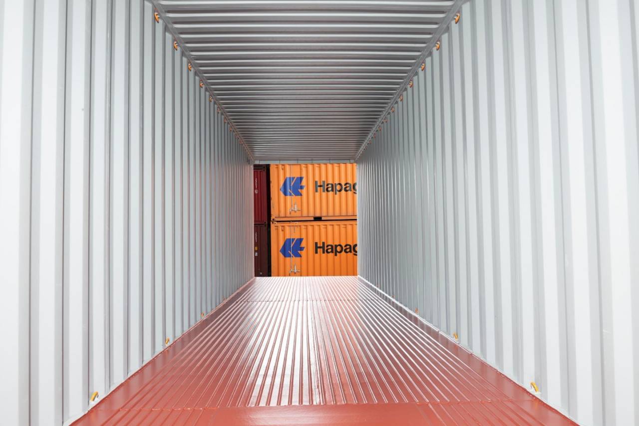 Heavier payload? Hapag-Lloyd relies on stable and sustainable steel ...