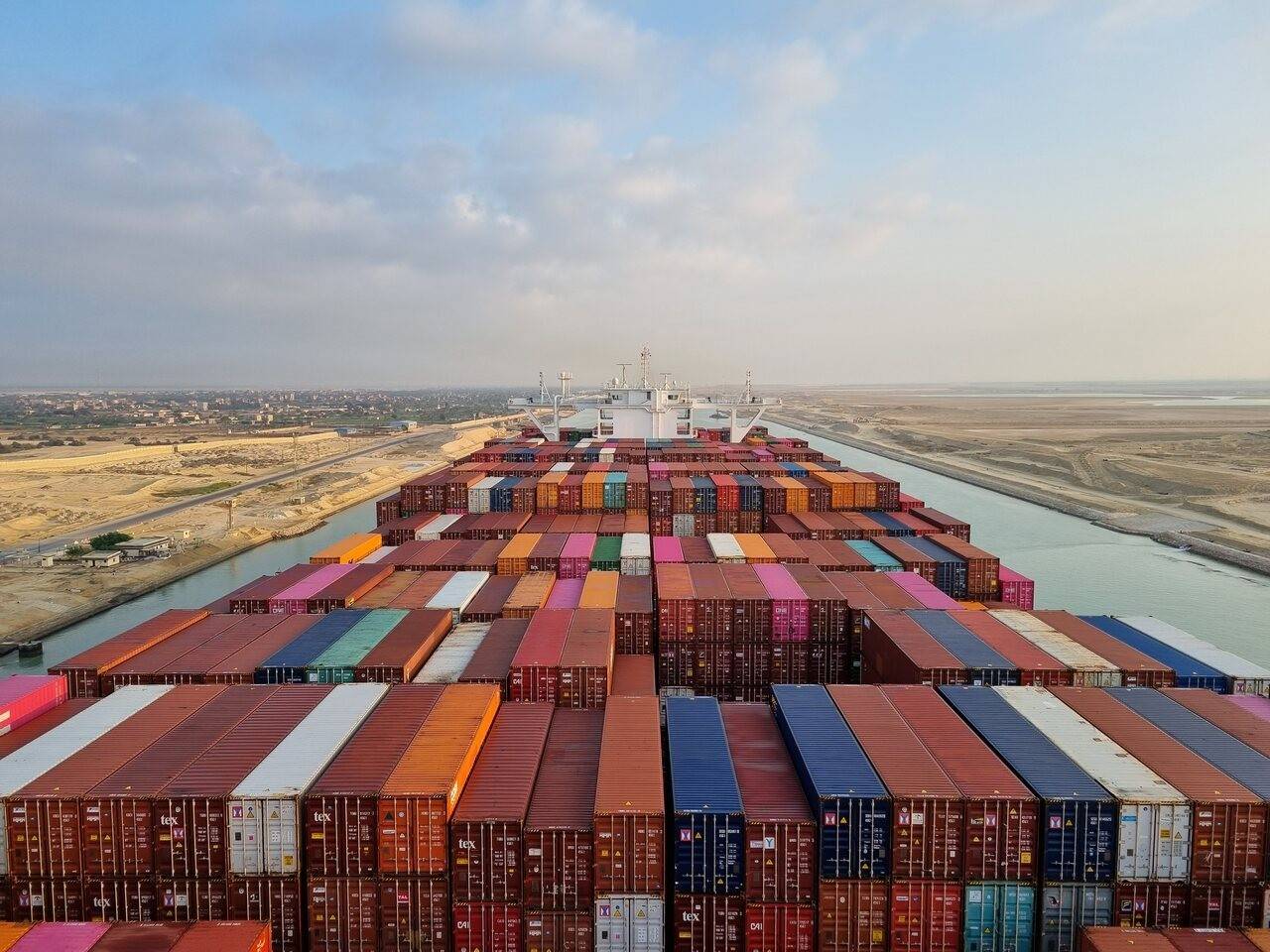 On course for Rotterdam and Hamburg for the first time - Hapag-Lloyd