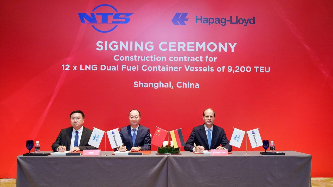Hapag-Lloyd orders 24 new container ships - Hapag-Lloyd