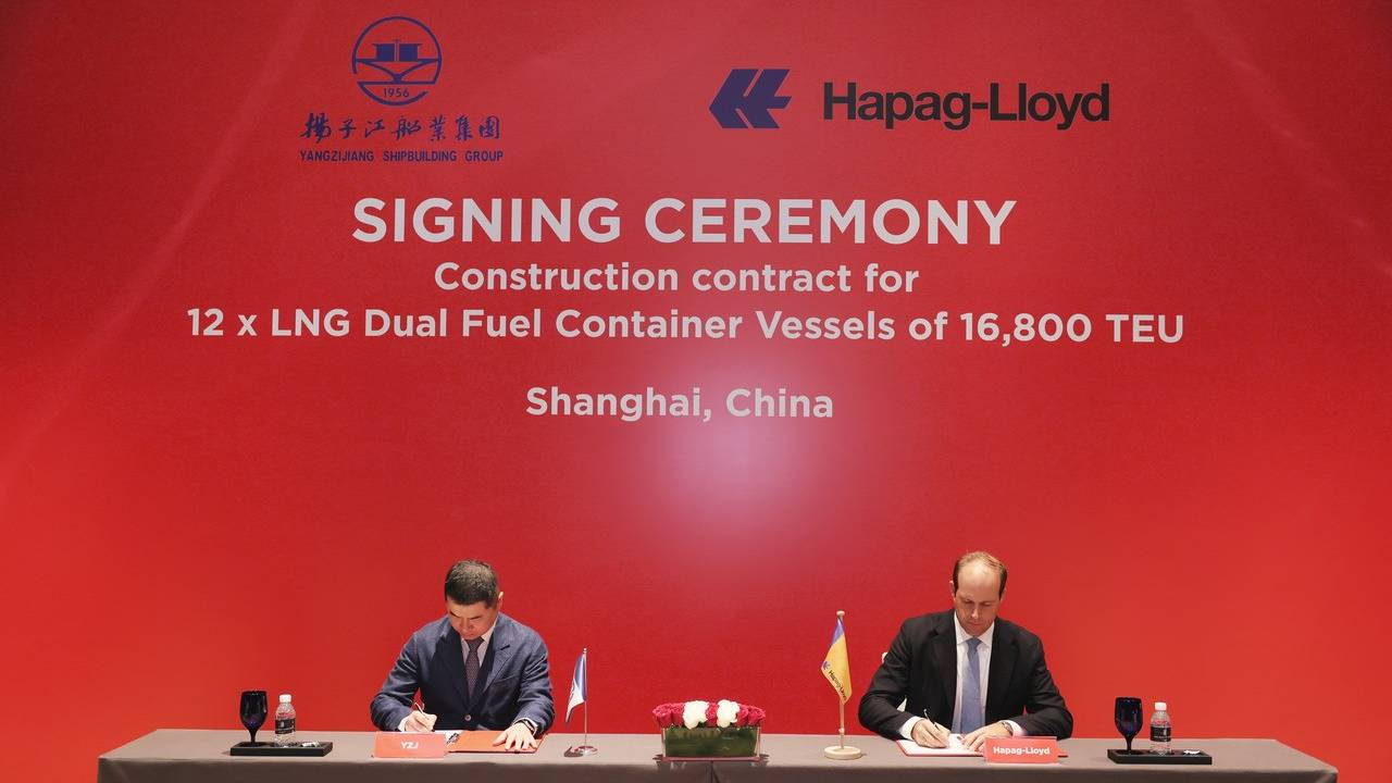 Hapag-Lloyd orders 24 new container ships - Hapag-Lloyd