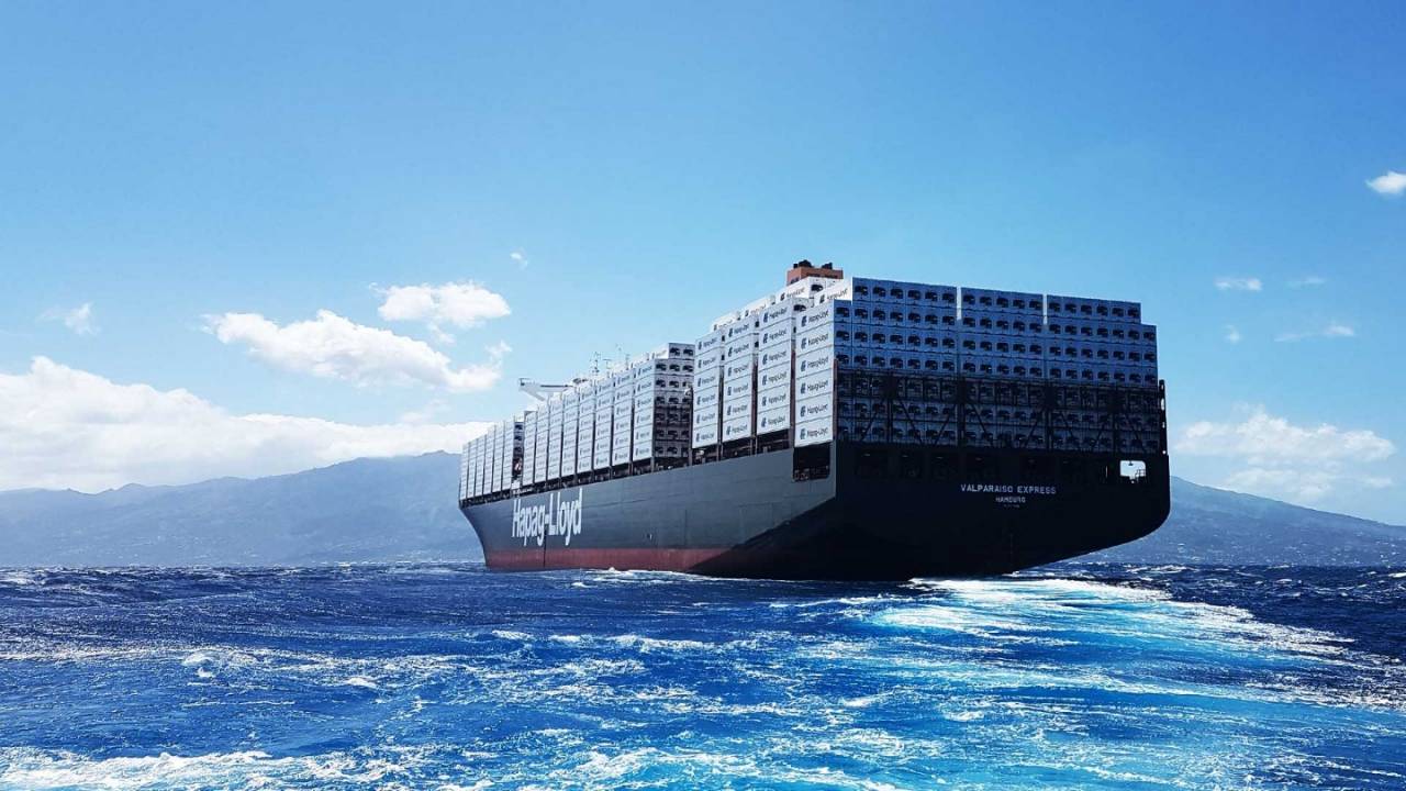 Reefer Cargo - Keep Cool, We Care - Hapag-Lloyd
