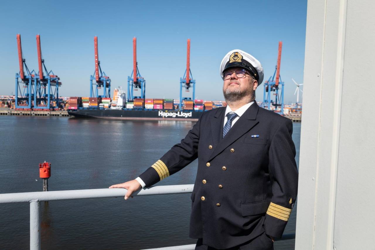 Captain Fuel - Hapag-Lloyd